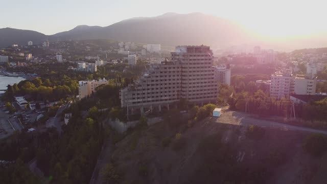 Алушта - Недостроенный отель