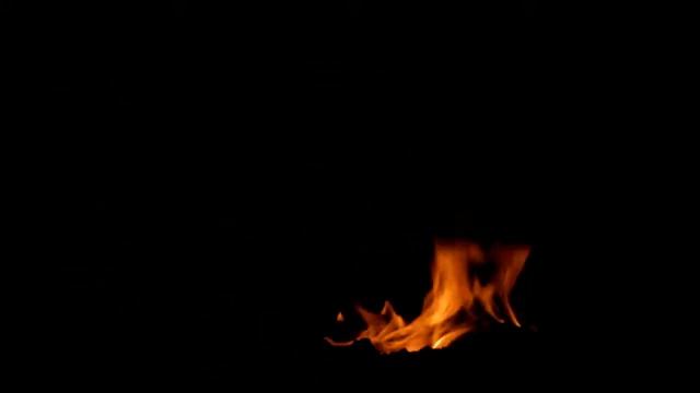 Футажи для видео монтажа  Огонь 15