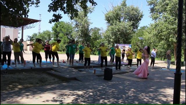 Четвёртый фестиваль «Йога для всех» к Международному дню йоги