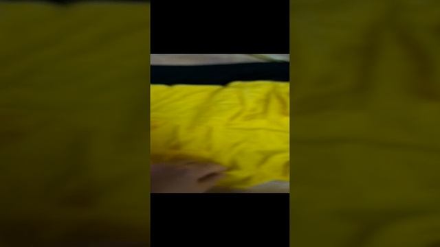 юбка желтая.