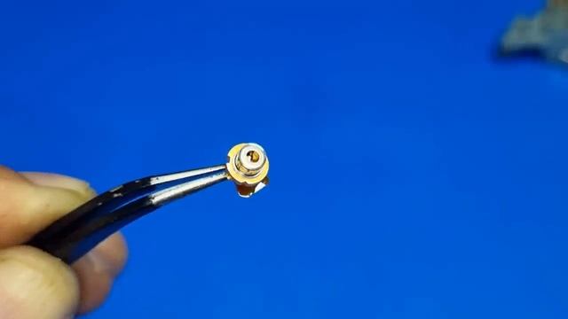 How to Make a Powerful Burning Laser From DVD-RW