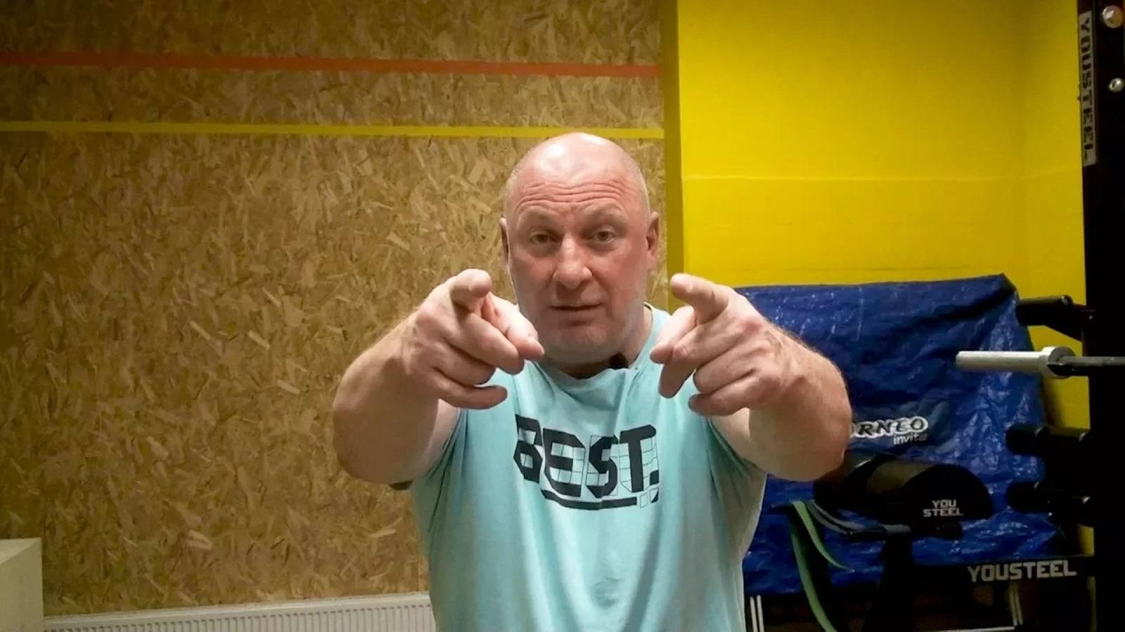 Тяжелая атлетика - взрывная сила! Тренировка ног для всех видов спорта!!!
Секреты мощных ног.