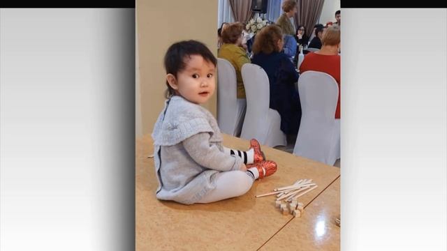 «Хатан» уолаттар бөлөхтөрө. «Өбүгэлэрбитин чиэстиэҕиҥ» ырыа. А. Донской тылл., В. Ксенофонтов муз.