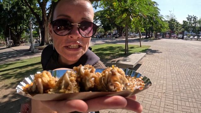 Филиппинская Кухня: Яйца Балют с цыпленком внутри, Жареные куриные кишки и многое другое