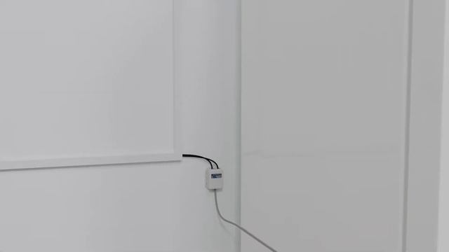 Проводная система контроля температуры и влажности для аптечных помещений