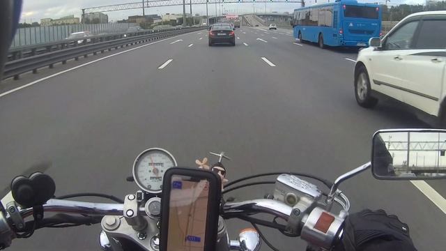 Враги там и сям - вот так вот я развлекаюсь