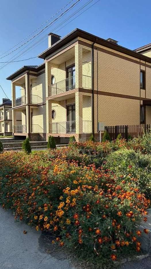 Продаю Таунхаус в КП Северная Гардарика! Дизайн-проект в подарок!
6 800 000 руб. 8 960 1067338