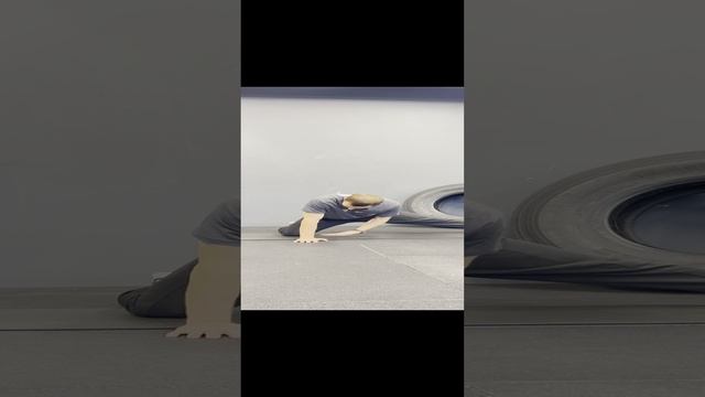 Ротация грудного отдела в позиции стопа колено