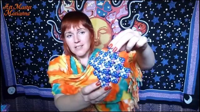 30. Кубасик - развивающая игрушка из бусин - геометрический дизайн