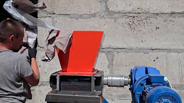 Шредер для ткани | Измельчение обрезков ткани обивки дивана | Шредер промышленный от производителя