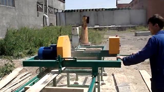 Кромкообрезной однопильный станок "Тайга К-1"