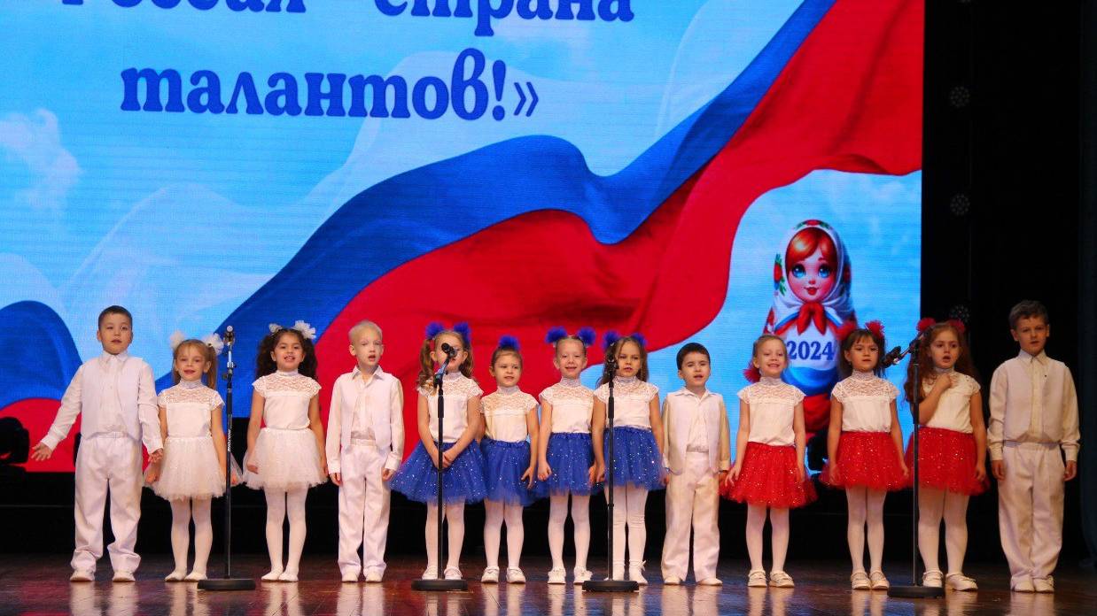Вокальное творчество 5-7 лет (солисты, дуэты, ансамбли) и 8-10 лет (дуэты, ансамбли)