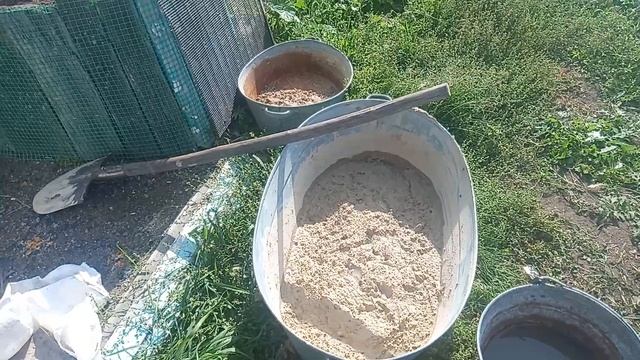 А кто-же хозяин наших квартир??  С кого спрашивать?