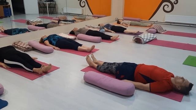 Укрепляем ноги, поясницу, крестец, гармонизируем пищеварение. Йога действия - 4.