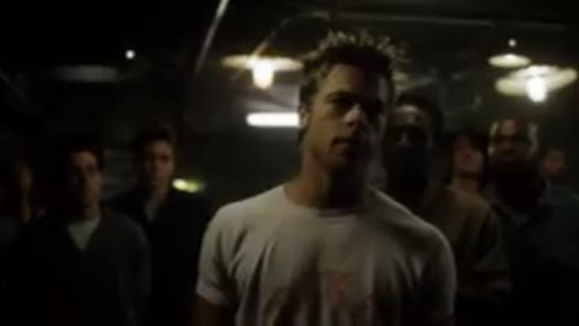 Мы ходим на работу, которую ненавидим, чтобы купить вещи, которые нам не нужны (Бойцовский клуб).