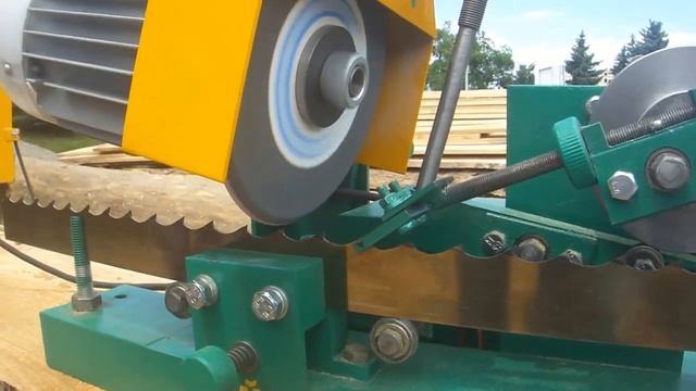 Автомат Заточной "Тайга 220 V " для ленточных пил