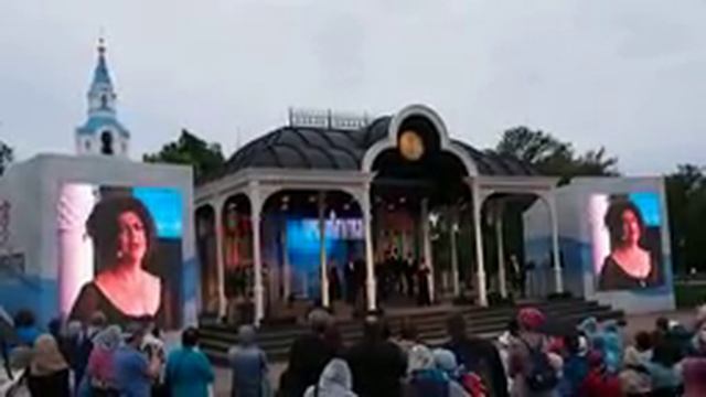 Ангельский собор, Дивна Любоевич и хор "Мелоди" (Сербия)