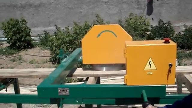 Кромкообрезной однопильный станок "Тайга К-1"