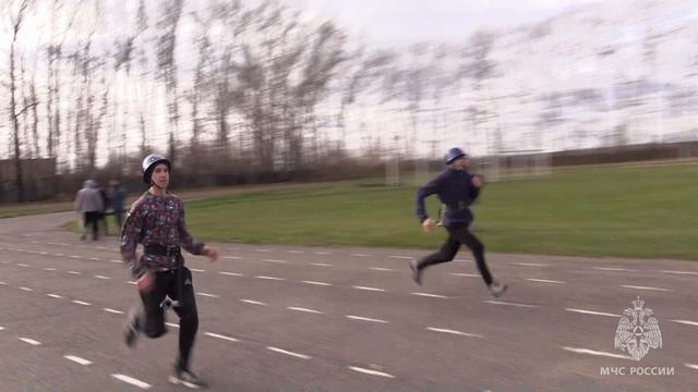 В Томске прошли соревнования по пожарно-спасательному спорту среди дружин юных пожарных