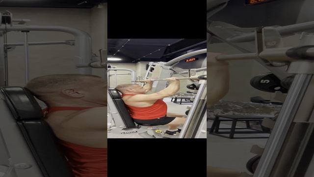 Жим сидя в Смите