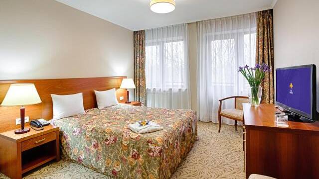 Ирис отель в Алматы. IRIS Hotel Алматы. Гостиница Ирис, Алматы. Отзыв.