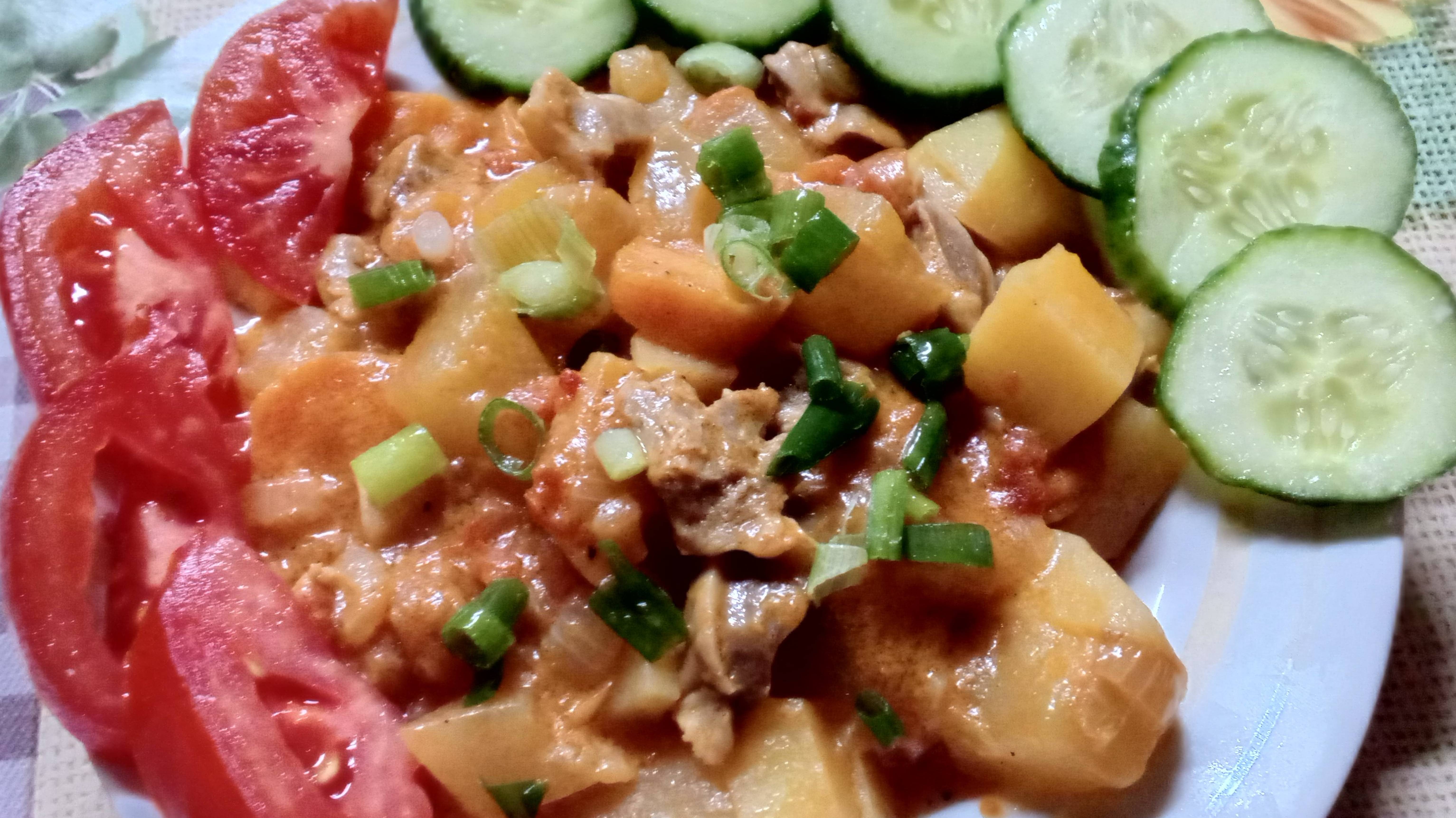 ОВОЩНОЕ РАГУ С КУРИНЫМИ ЖЕЛУДОЧКАМИ