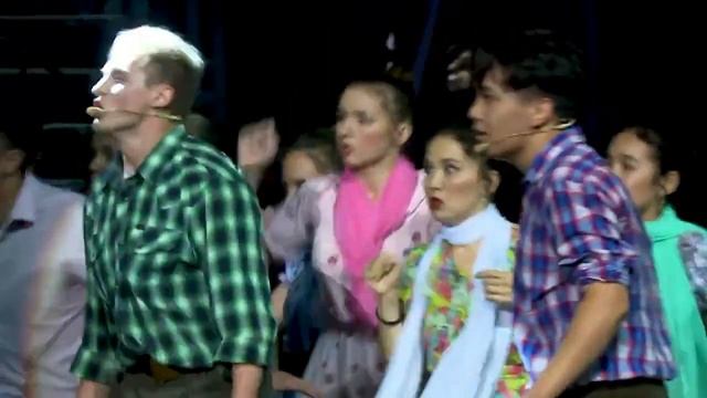 Мотор-Роллер - Драка на дискотеке (рок-мюзикл "Три дома окнами во двор")