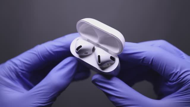 Apple AirPods 4 with ANC (с активным шумоподавлением) - ASMR