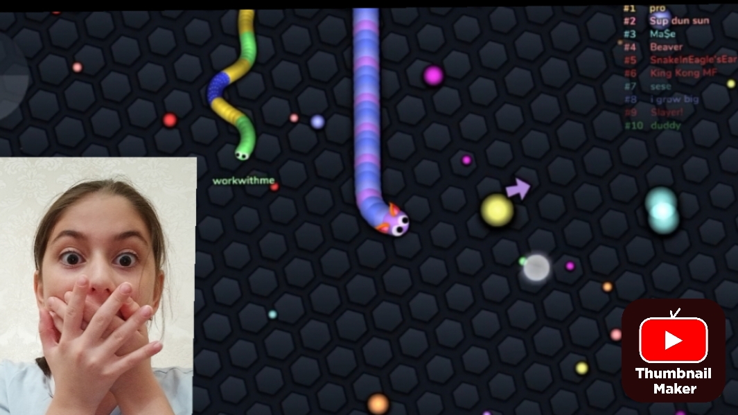 играю в slither.io.*Меня поглотила змея*