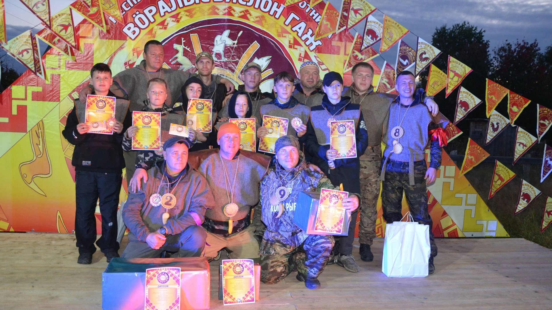 Большое путешествие на Праздник охотника \ Вöралысьяслöн гаж 2024 \ Часть 5 \ Состязания охотников