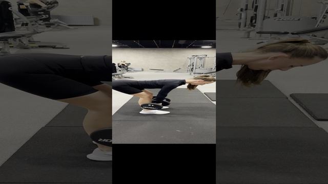 Румынская с гантелями