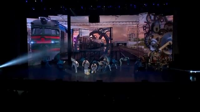 Мотор-Роллер - Песня вокзальных грузчиков (рок-мюзикл "Три дома окнами во двор")