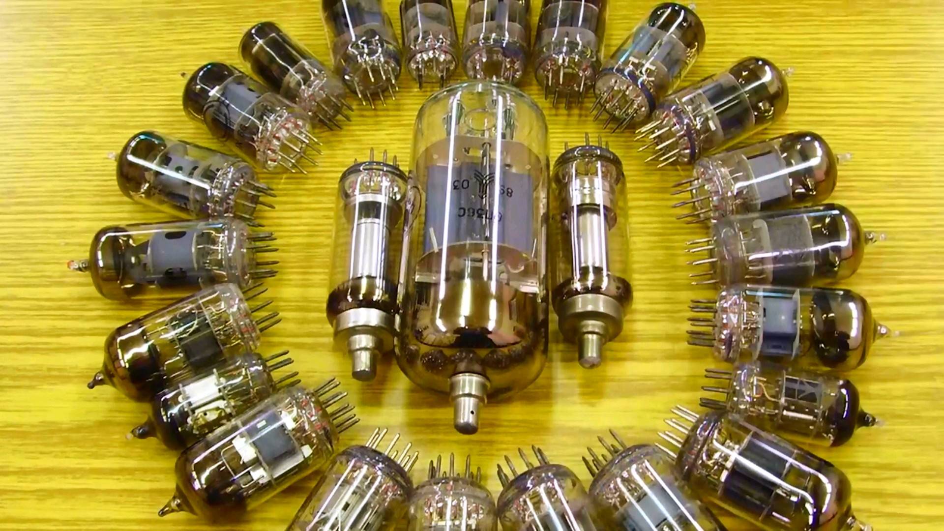 Как устроена радиолампа и транзистор