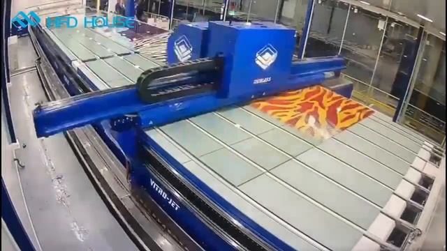 Тестируем в работе первый принтер Jumbo++: 18-метровую линию печати