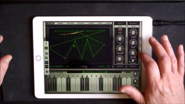 Animoog - Making Clock Sounds And Understanding The XY Screen