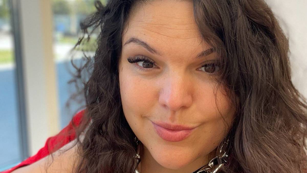 Эфир с Дарьей о том, как получить ТРИ полных Гранта и учиться в ТРЕХ странах!