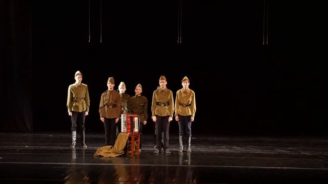 Спектакль "Гармонь"