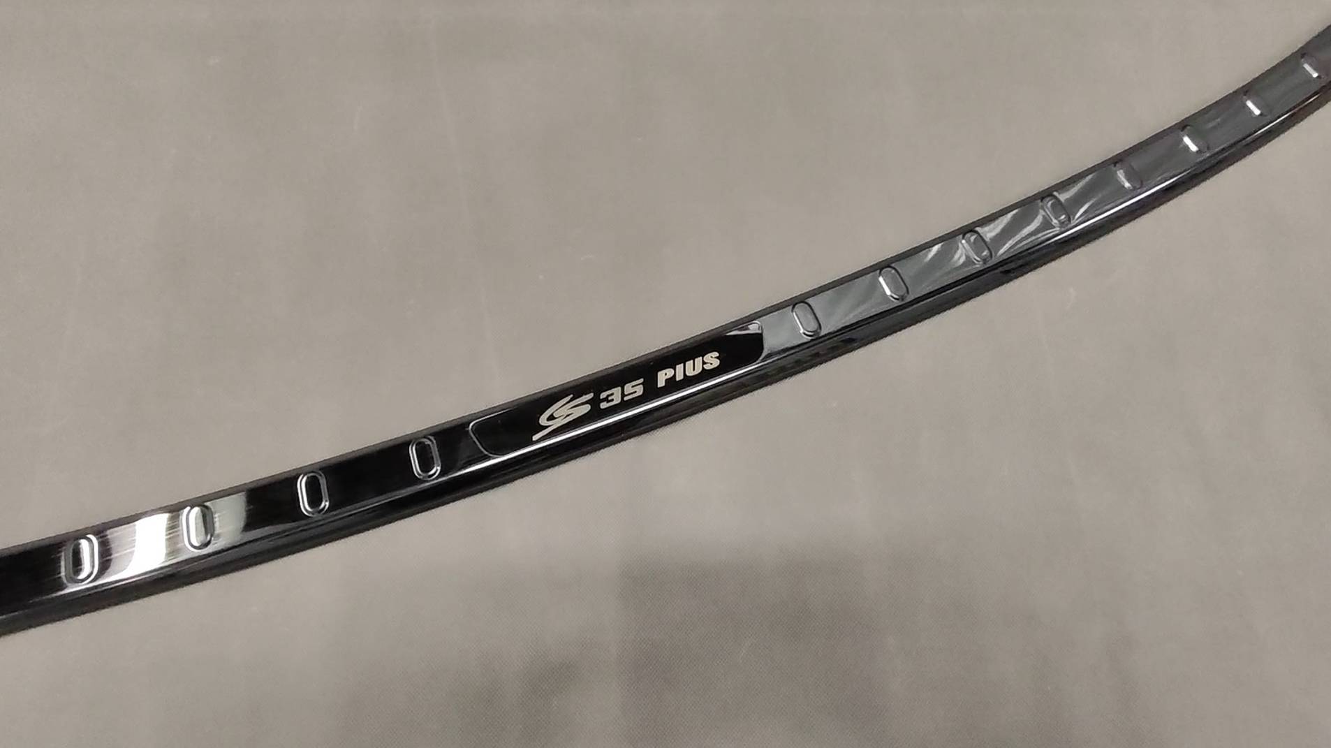 Накладка на задний бампер (черный титан, черный логотип) для Changan CS35plus / CS35plus NEW