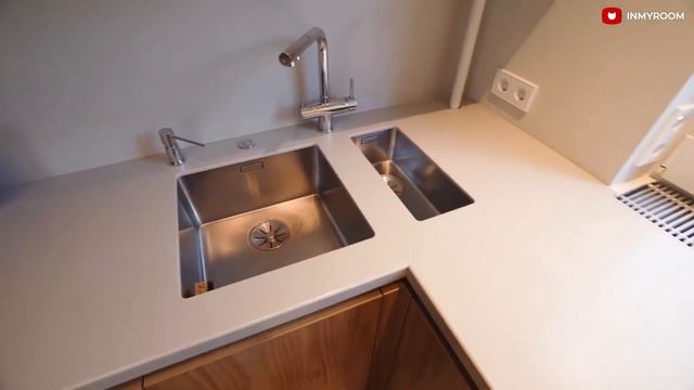 Румтур с Inmyroom: кухня со сложной геометрией дизайнера Александра Дмитрука