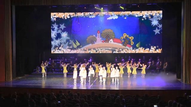 Выступление в ДК Нефтянник 17.12.2017 Хоровод