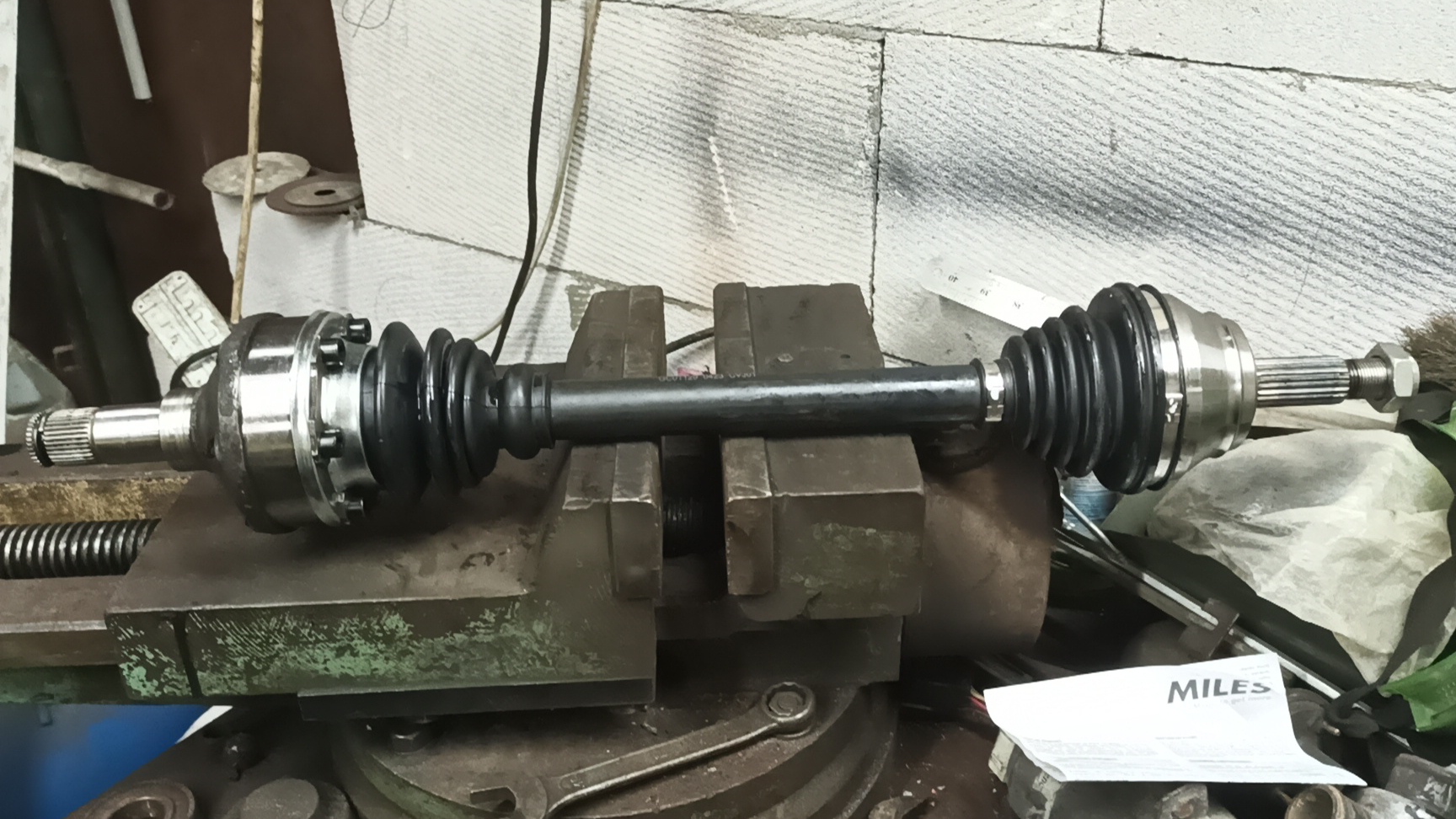 Новый привод на пассат б3 GC01129 . Комплектность нового привода на водительские сторону. Привод в с