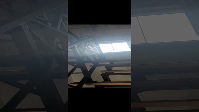 Перильное ограждение на металлической лестницы