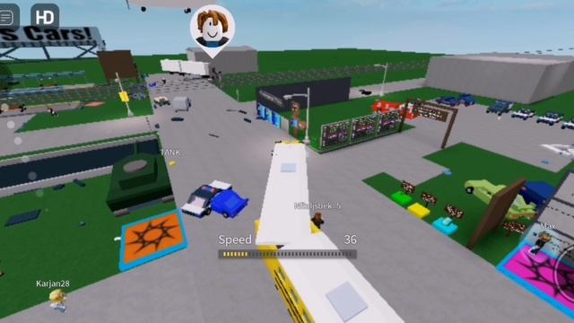 Играю в машины в roblox