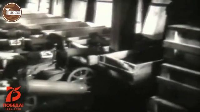 Дворец культуры ПАО "СТЗ" Поэтический онлайн-марафон "Читаем о Победе" Артём Мазеин