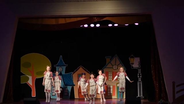 Выступление в ДК "Водник" 01.06.2018 "Домовята"