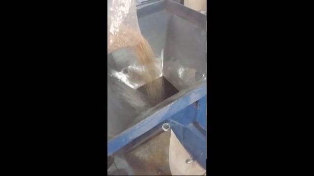 Измельчитель _СПЕКТР 7_ Измельчение кориандра