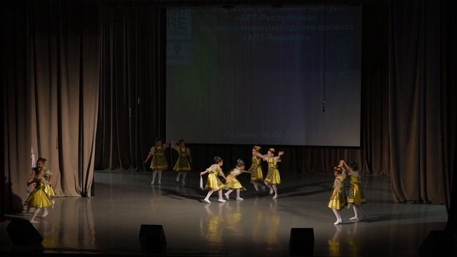 Выступление в ДК "Торфяник" 06.10. 2018 "Кадриль деревенская"