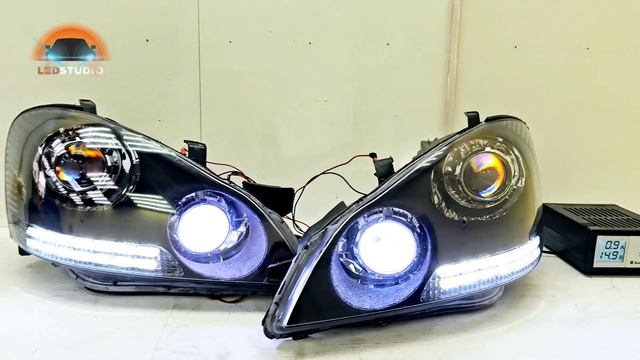 Toyota Ipsum тюнинг комплект фар от Ledstudio