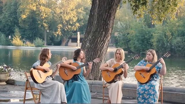 Леонид АФАНАСЬЕВ. "Гляжу в озера синие". Аранжировка Александра ВИНИЦКОГО для квартета гитар.