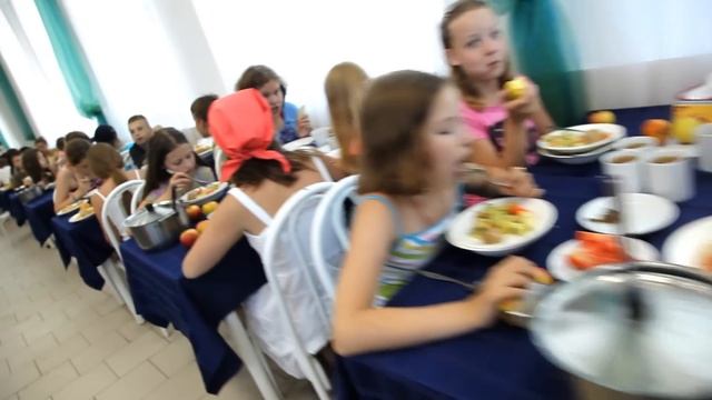 Отдых "На волне" - программы в лагере "Волна", Анапа, туроператор "12 Месяцев"